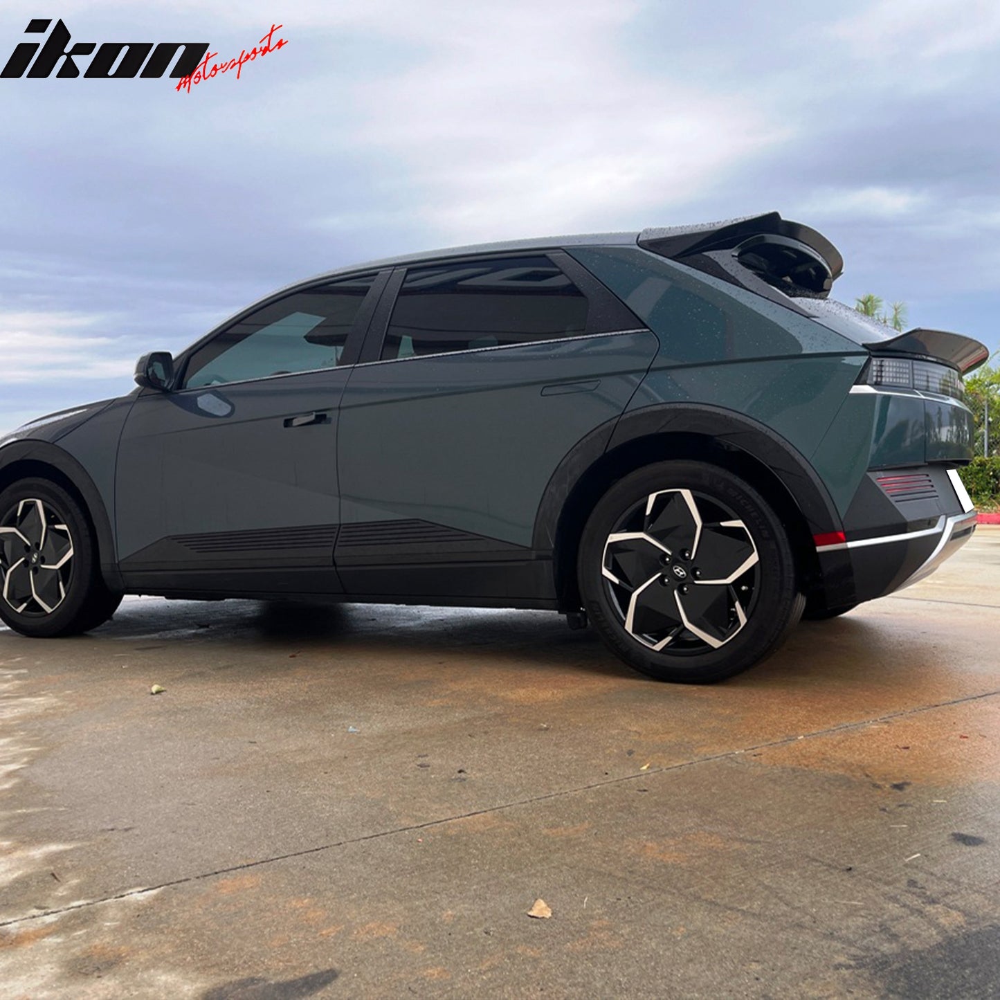 IKON MOTORSPORTS, Trunk Spoiler Compatible with 2022-2024 Hyundai Ioniq ...